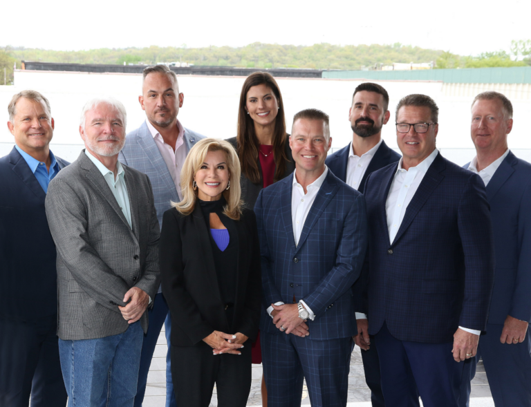 EXECUTIVE TEAM – ECCO Select